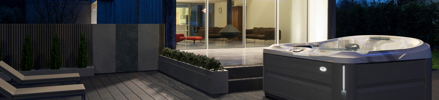 Hot Tub Sizing and Seating Guide | Jacuzzi®