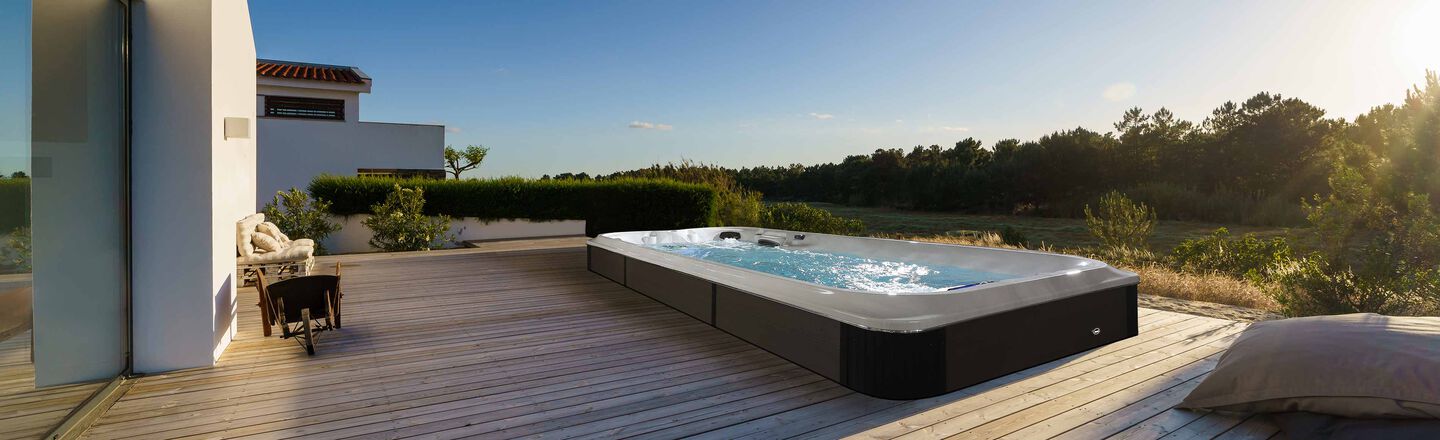 Swim Spas | Affordable Swim Spas for Sale | Jacuzzi.com | Jacuzzi®