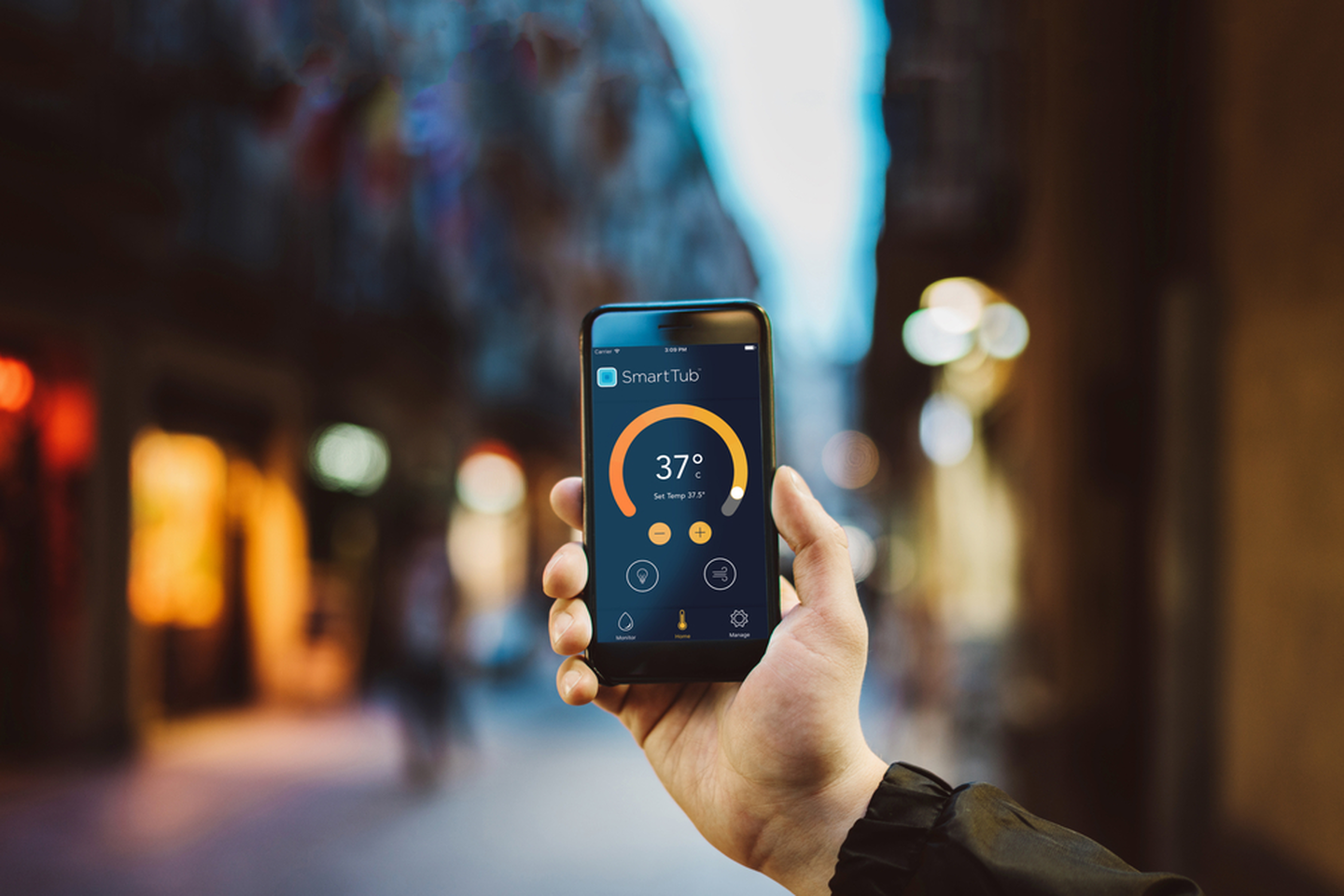 Smart Tub multi spa management | Jacuzzi® Canada