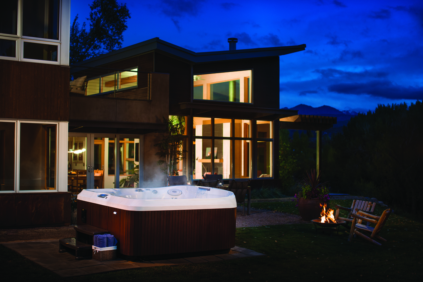 The Best Extra Large Hot Tub: Your Guide to Ultimate Relaxation | Jacuzzi®