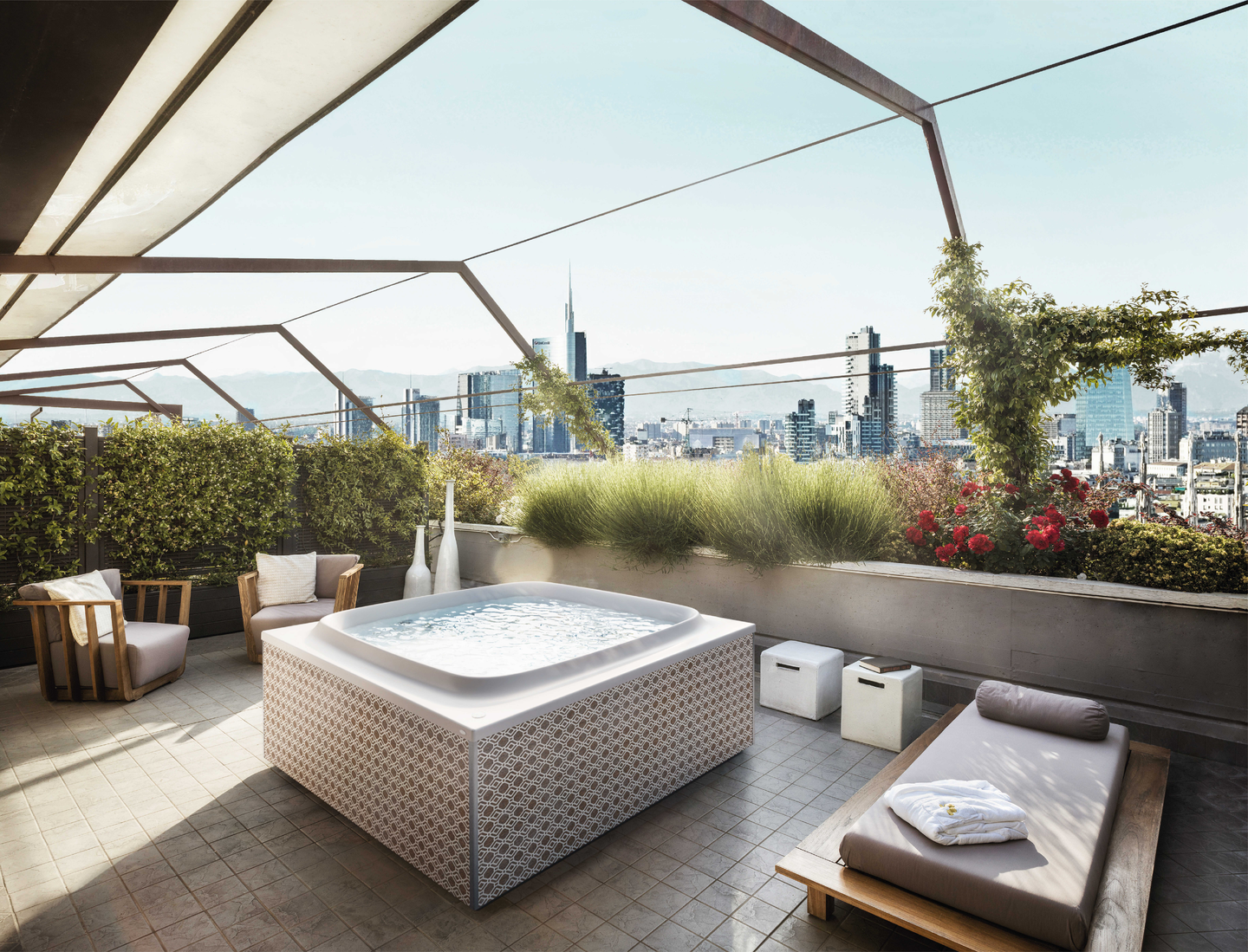 Jacuzzi® Baths | Bathtubs, Showers & Faucets | Jacuzzi.com | Jacuzzi® EMEA