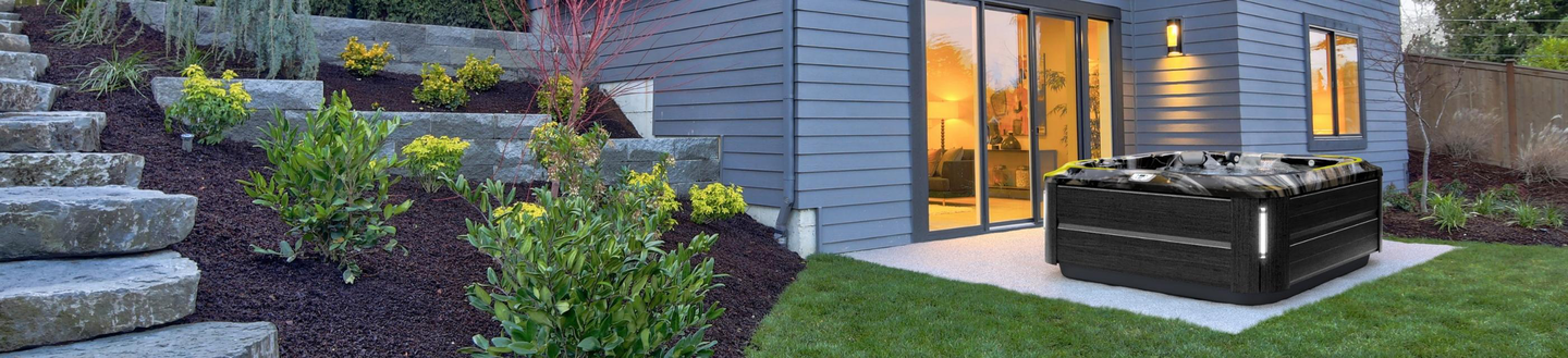 Hot Tubs | Browse By Hot Tub Size | Jacuzzi.com | Jacuzzi®
