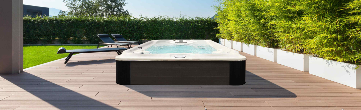 Jacuzzi® Swim Spas and All Seasons Pools | Jacuzzi®