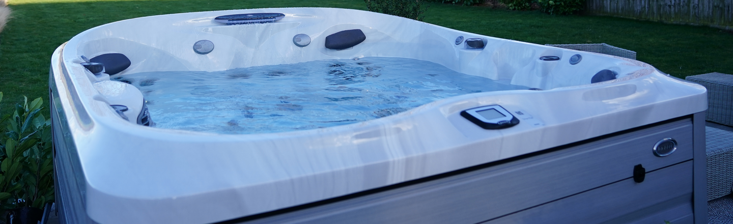 Quality Jacuzzi® Products | Jacuzzi.com | Jacuzzi® UK