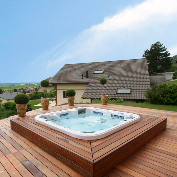 Popular Hot Tub and Swim Spa Articles | Jacuzzi®