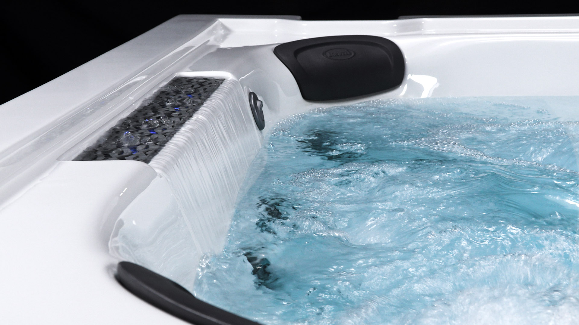 J-LX® | Jacuzzi® EMEA